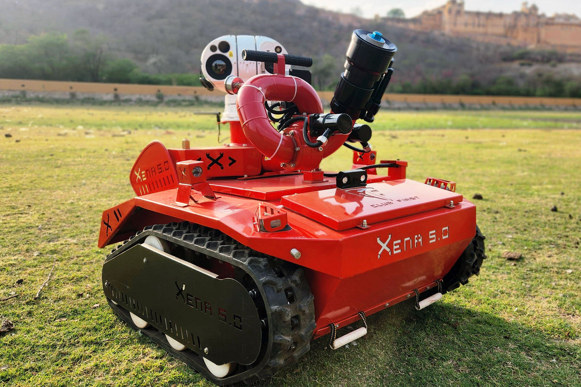 XENA 5.0 Fire Fighting Robot | Top Fire Fighting Robot Manufacturer in ...